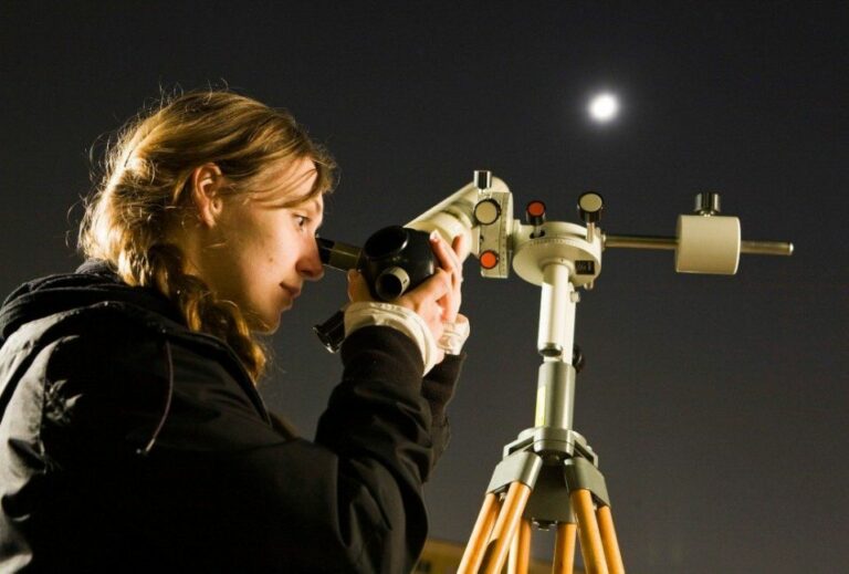 How quarantine has inspired new amateur astronomers – Earl's Astro Site